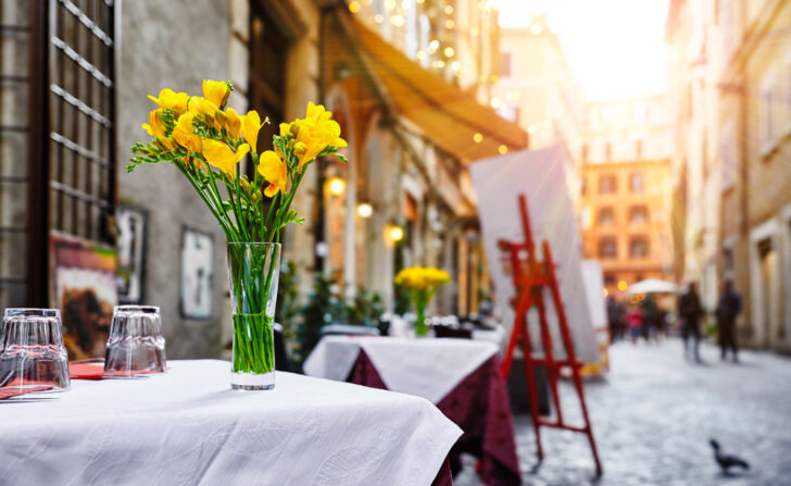 9 Best Restaurants Near the Trevi Fountain in 2026 - Restaurant Clicks