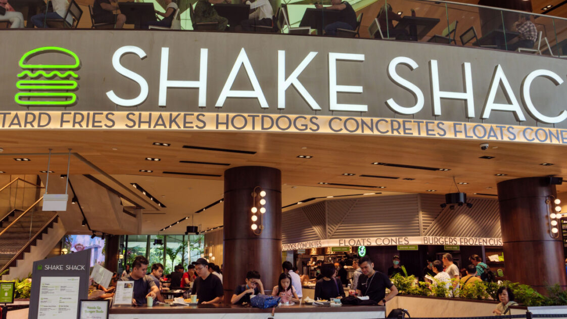 Shake Shack vs Five Guys - Restaurant Clicks